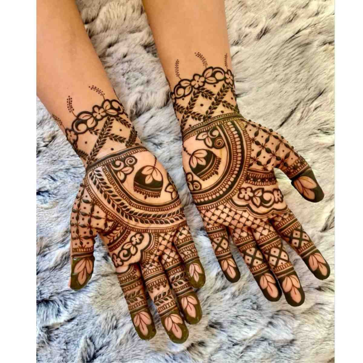 25+ Best Minimal Mehndi Design Ideas for Every Occasion